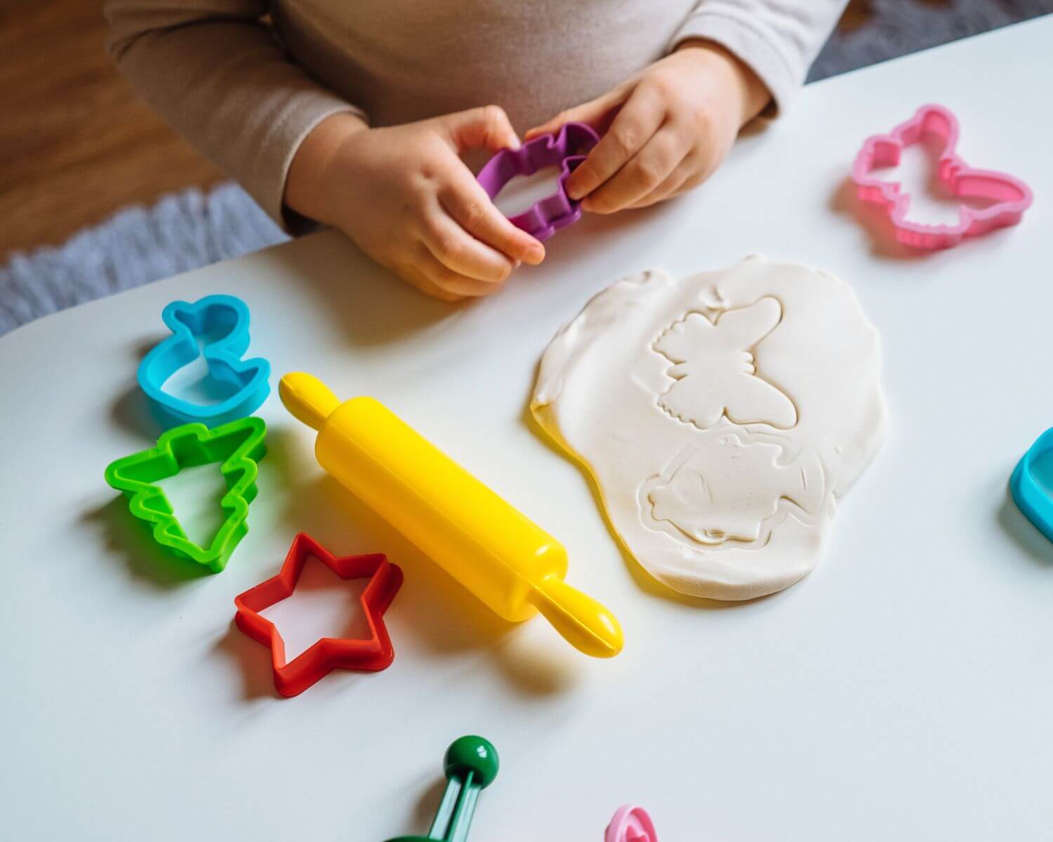 The Best Homemade Playdough Recipe: non-toxic and taste safe - Grace ...